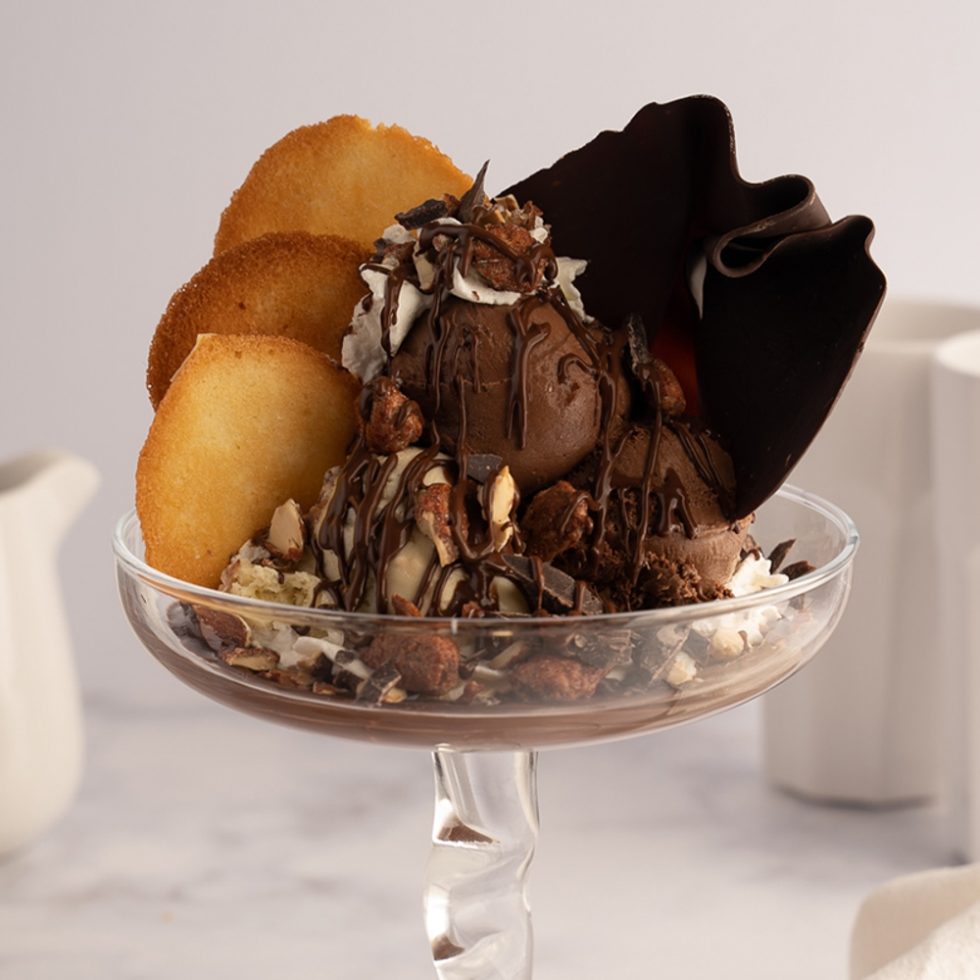 Design: The Decorated Cups · Caffè e Gelato