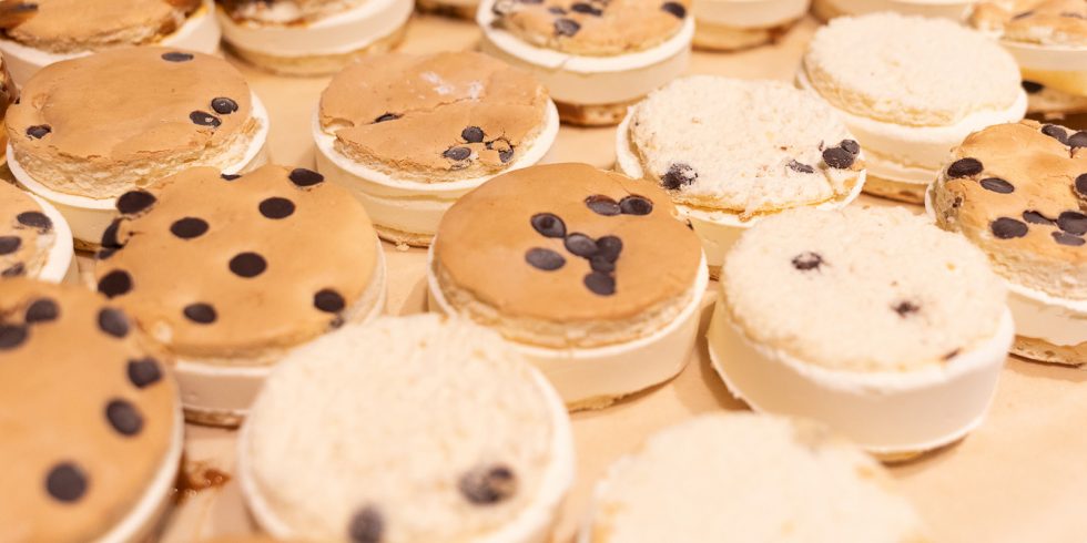 Ice Cream Snack to Enjoy in Small Bites · Caffè e Gelato